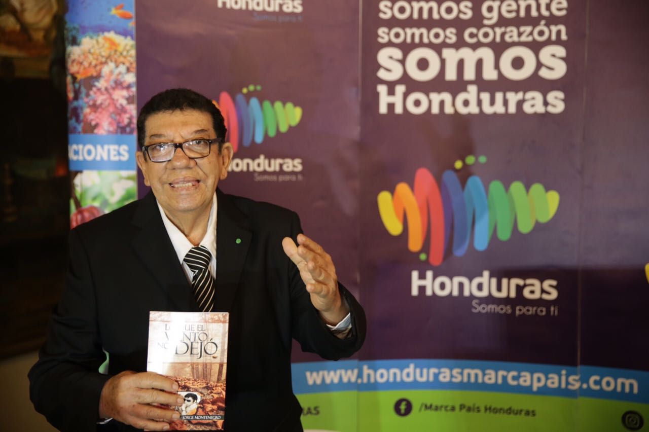 Presentan proyecto para declarar Día del Folklore Nacional en memoria ...